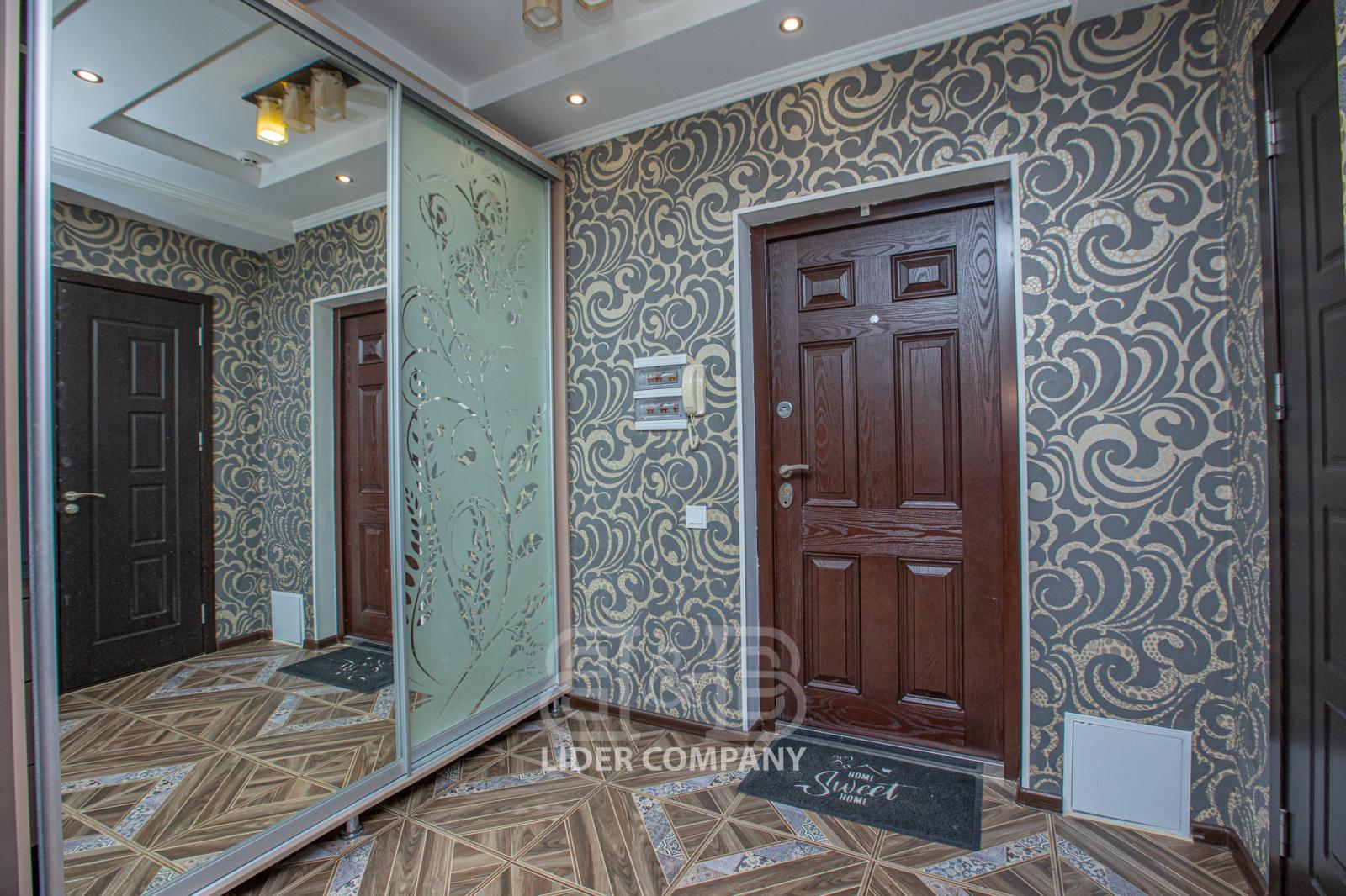 Apartament cu 2 camere spre chirie - Centru